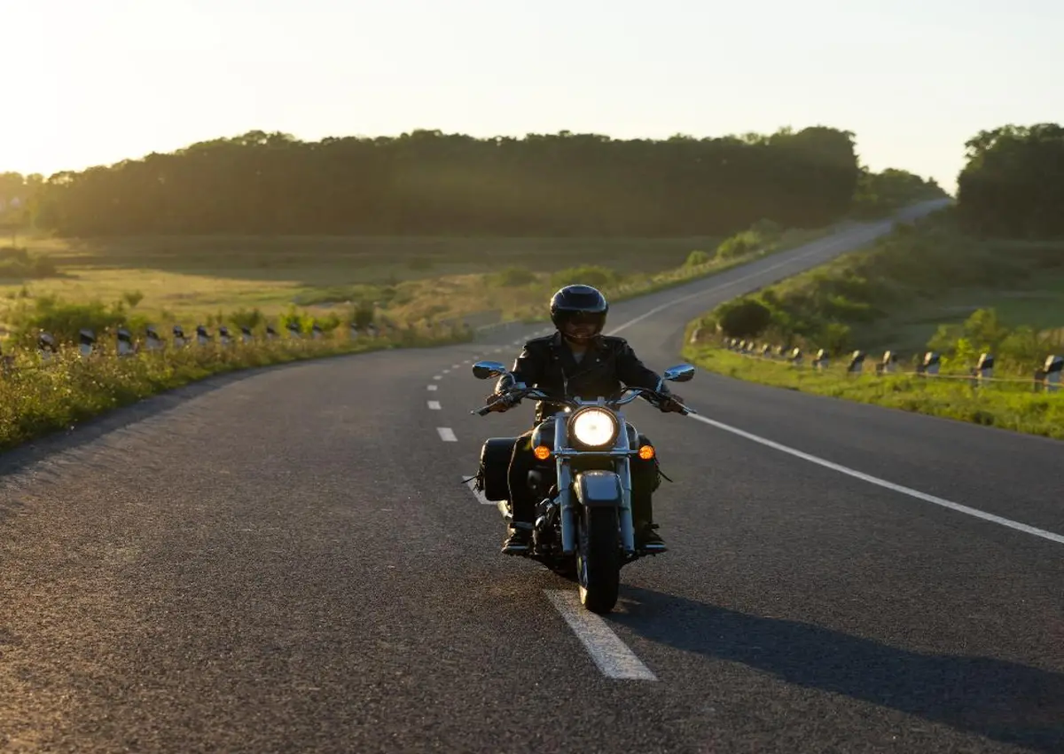 Rutas en Moto Durante La Primavera en Madrid | Billy Moto